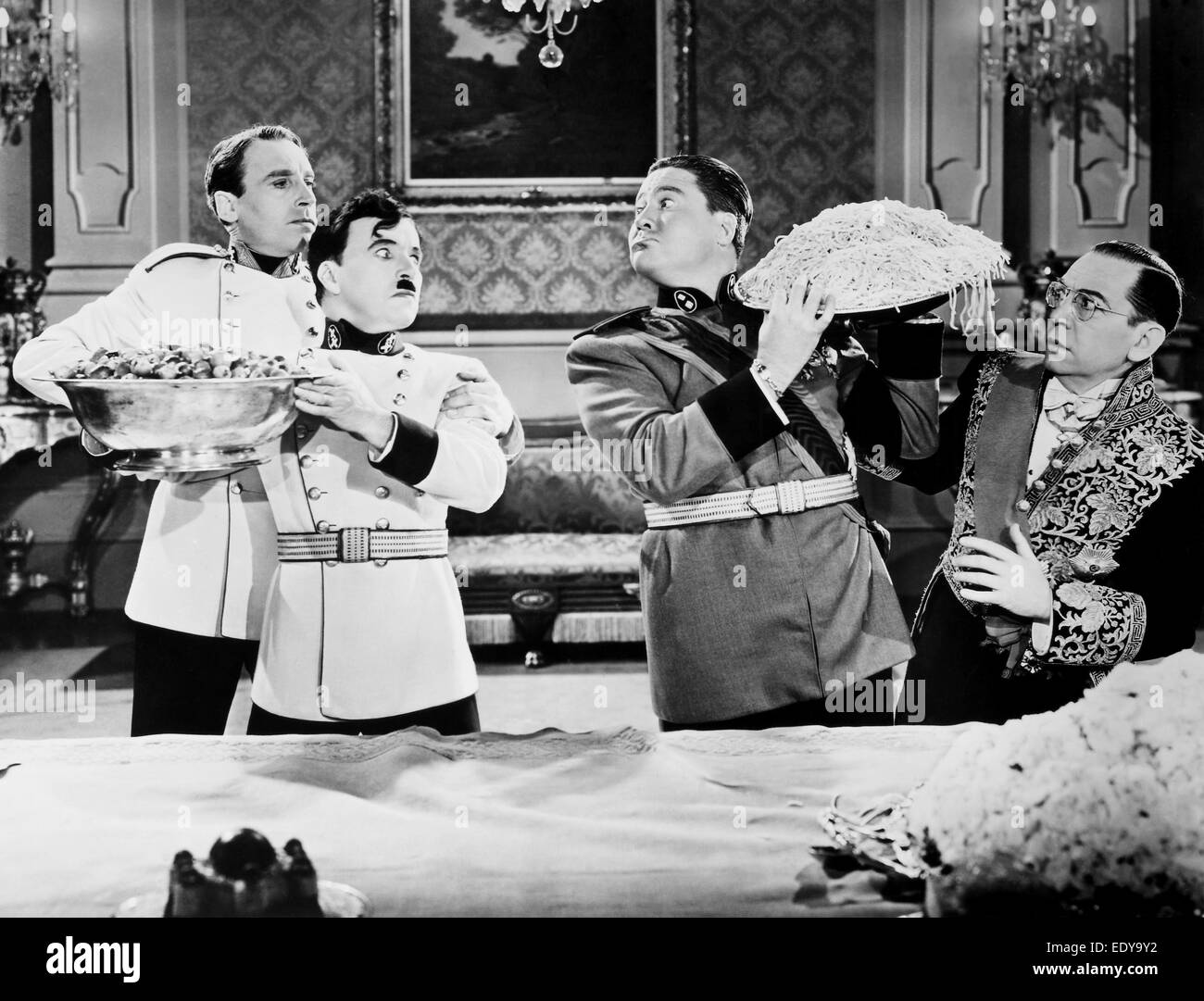 THE GREAT DICTATOR - With Charlie Chaplin - United Artists 1941 ...