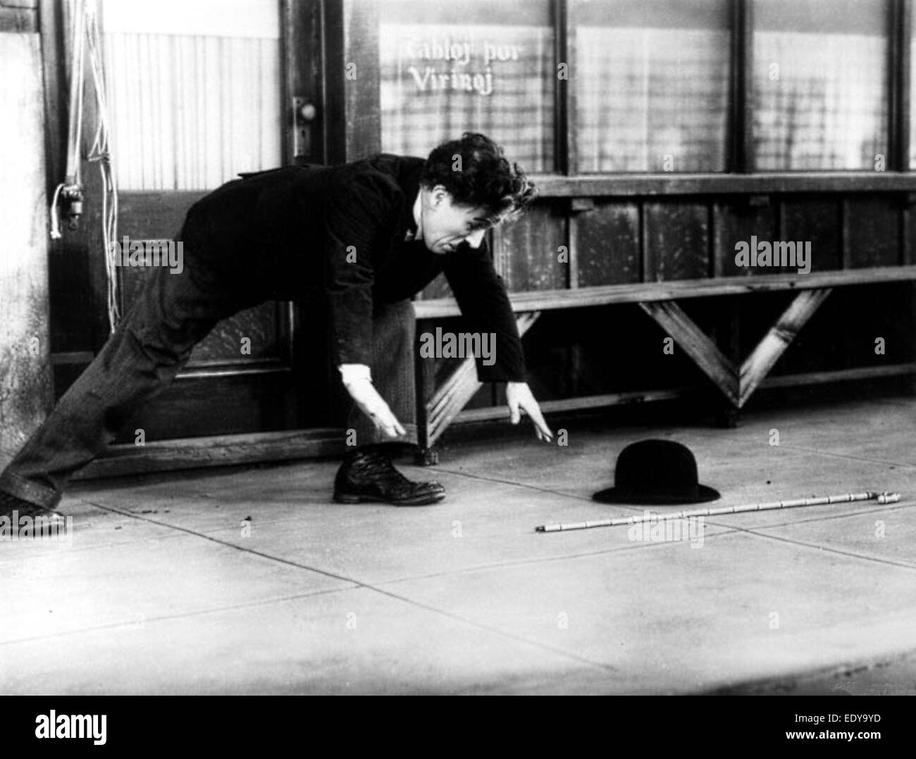 THE GREAT DICTATOR - With Charlie Chaplin - United Artists 1941 ...