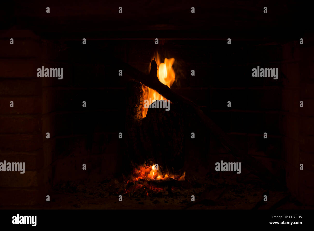 Burning inside of log hi-res stock photography and images - Alamy