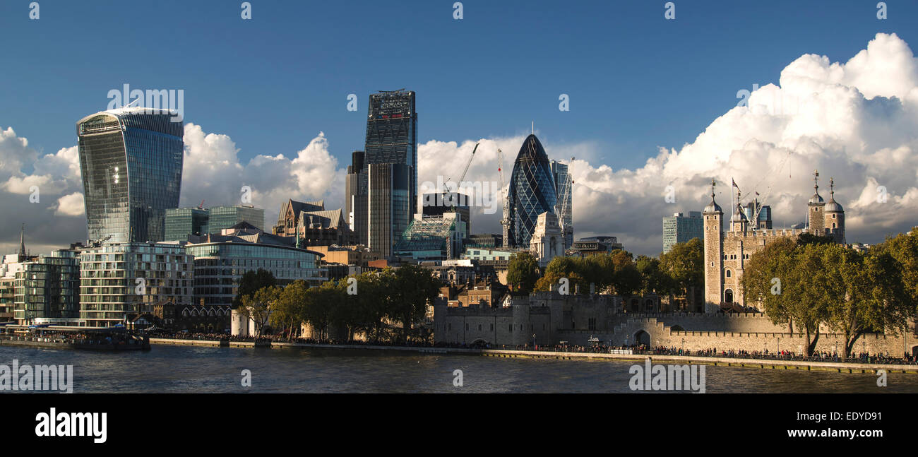 The gherkin london landscape hi-res stock photography and images - Alamy