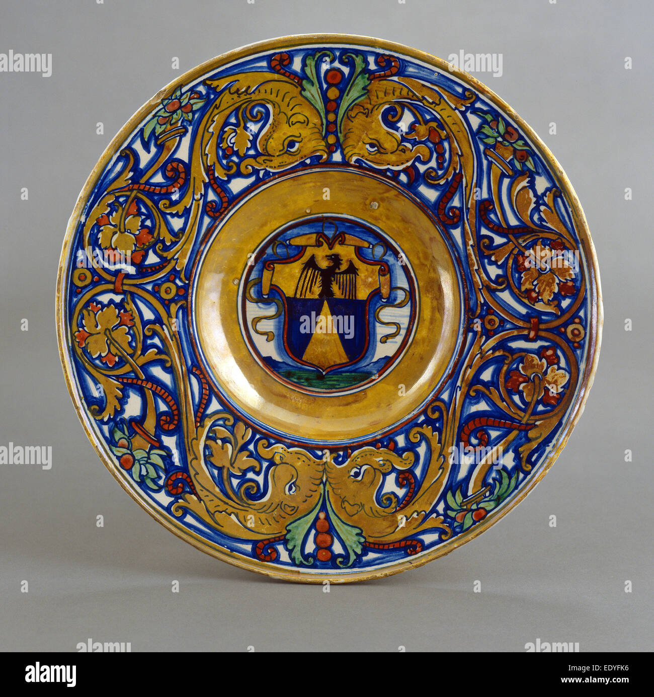 Workshop of Maestro Giorgio Andreoli of Gubbio, Plate with border of ...