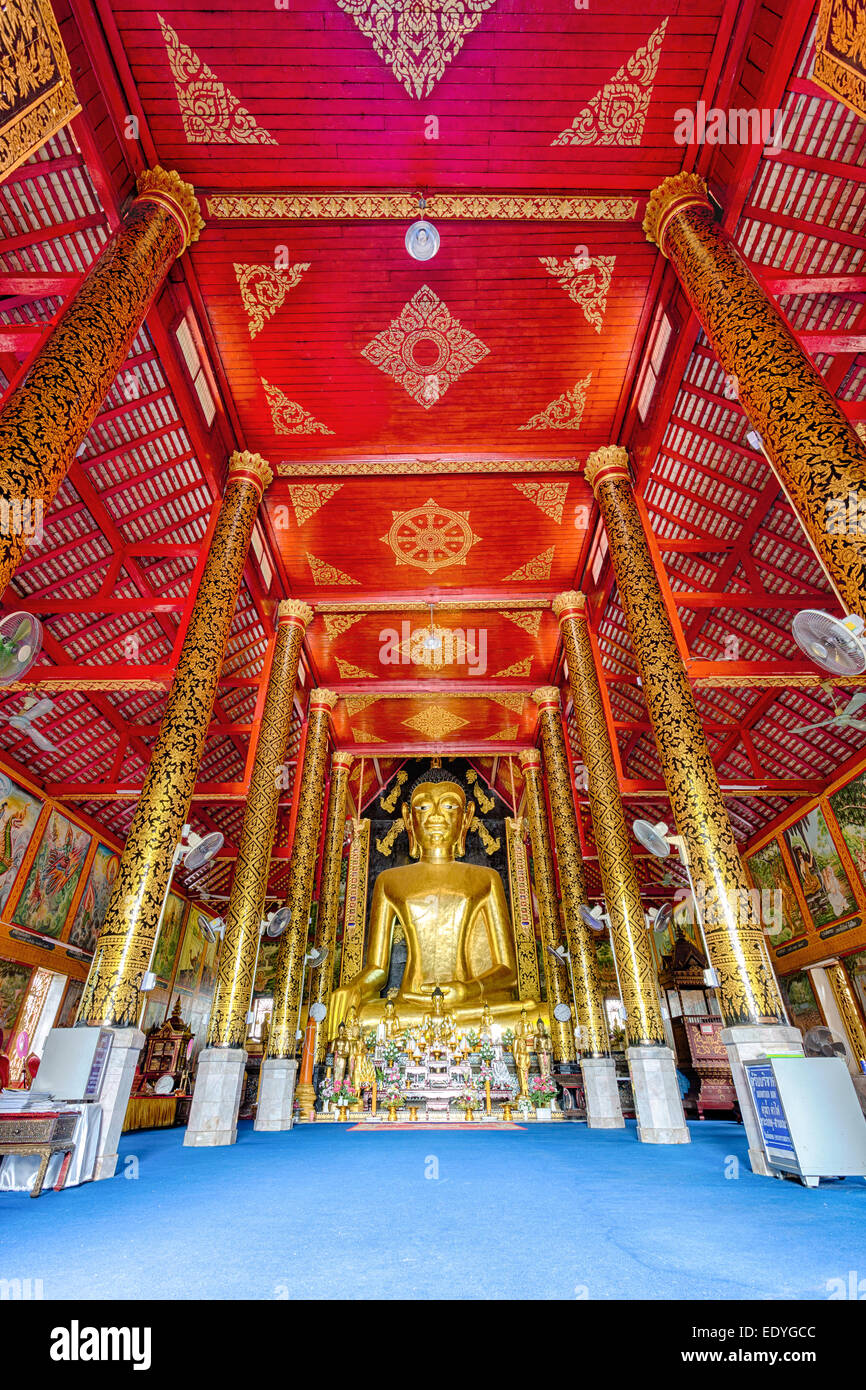 Interior of Wat Chet Yod temple in Chiang Rai, Thailand Stock Photo - Alamy