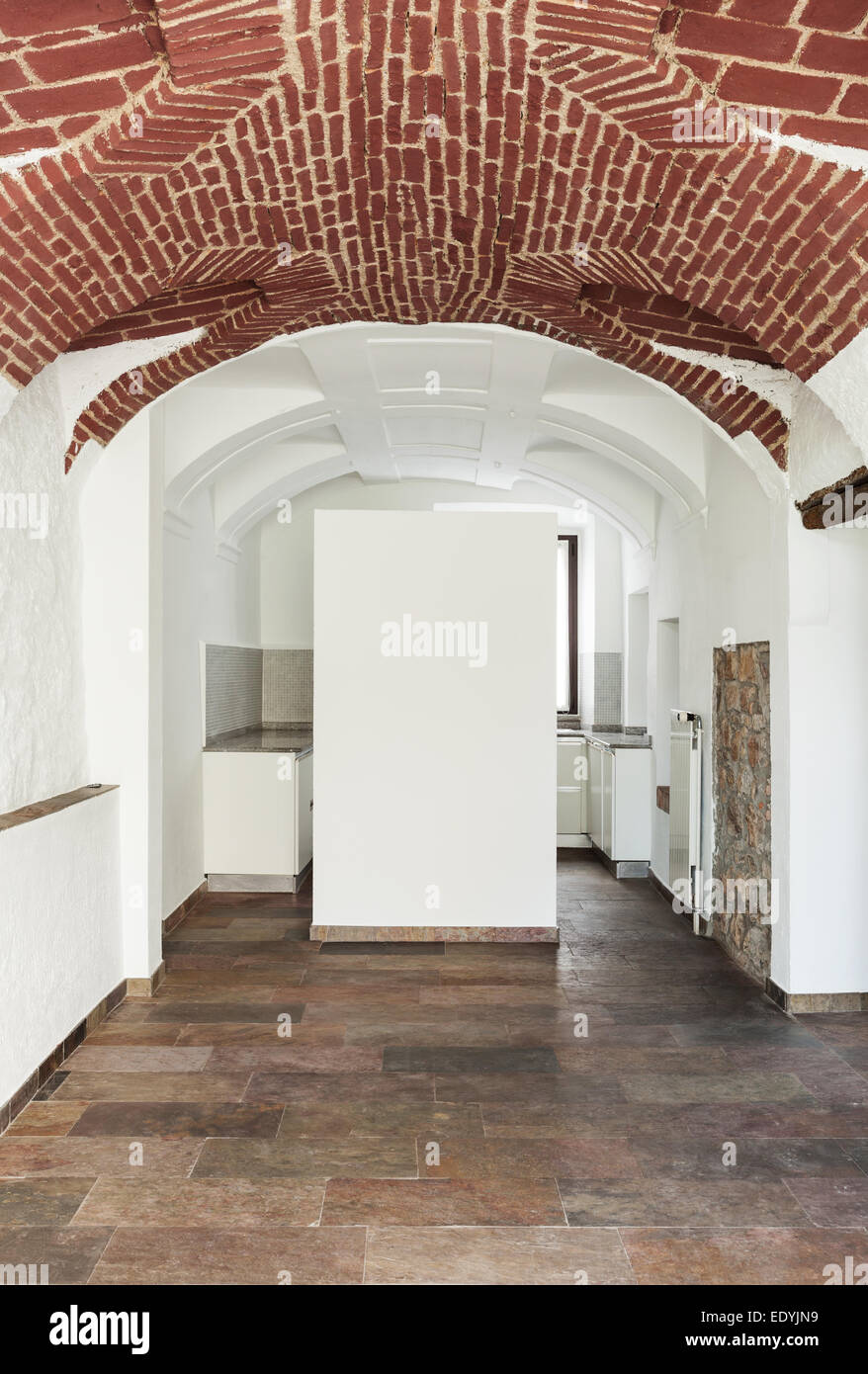 Stone vaulted arch hi-res stock photography and images - Alamy