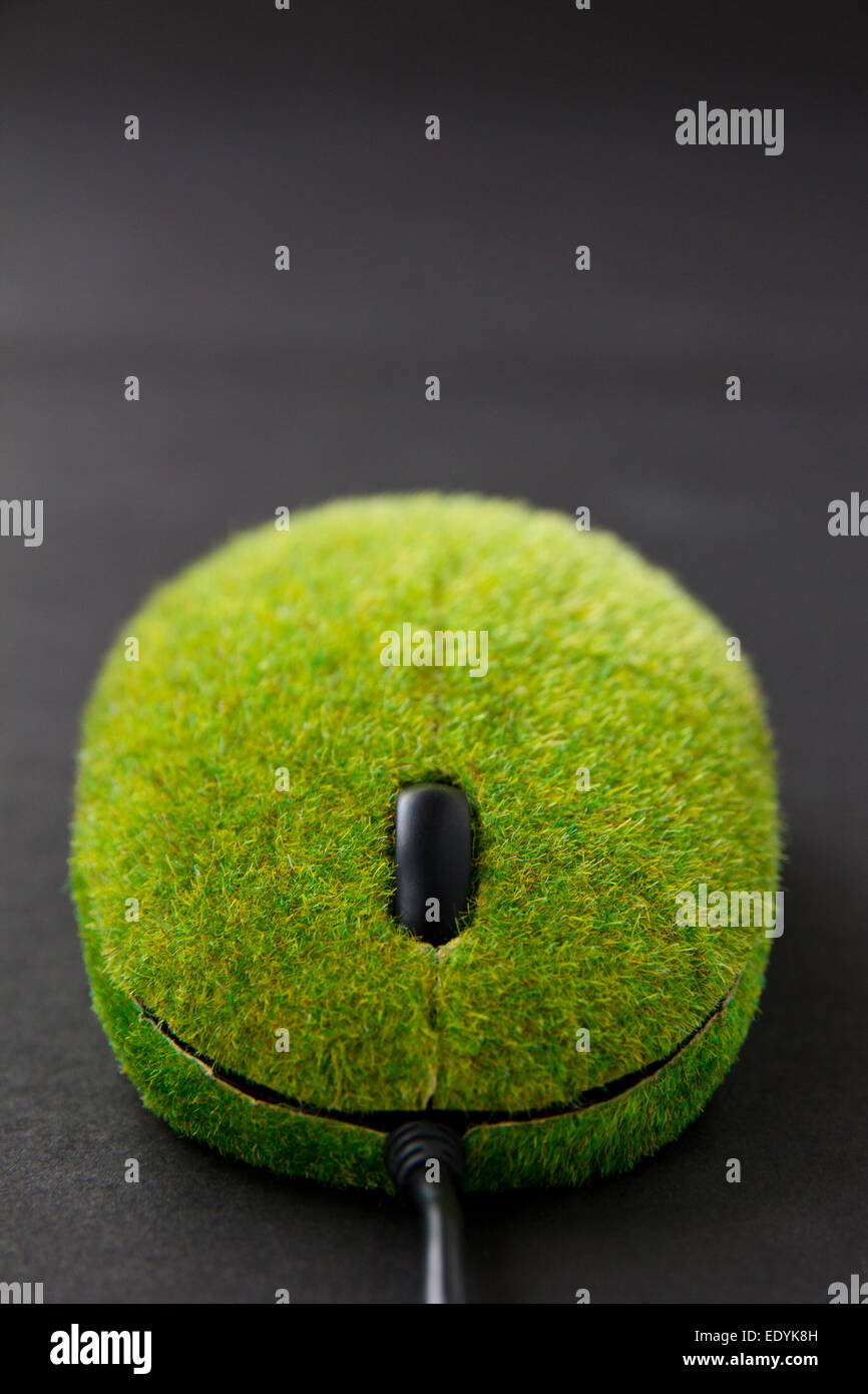 green mouse concept Stock Photo - Alamy