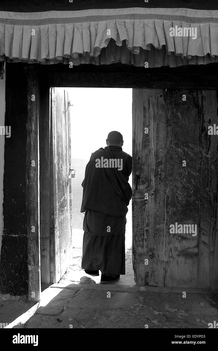 Monk at Labrang Monastery Xihae Stock Photo - Alamy