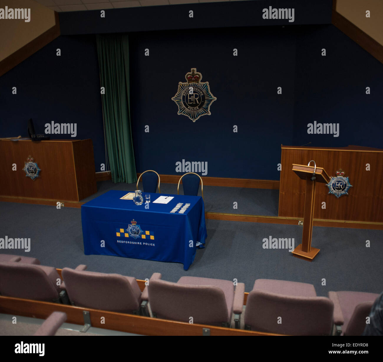 Bedfordshire police head quarters hi-res stock photography and images ...