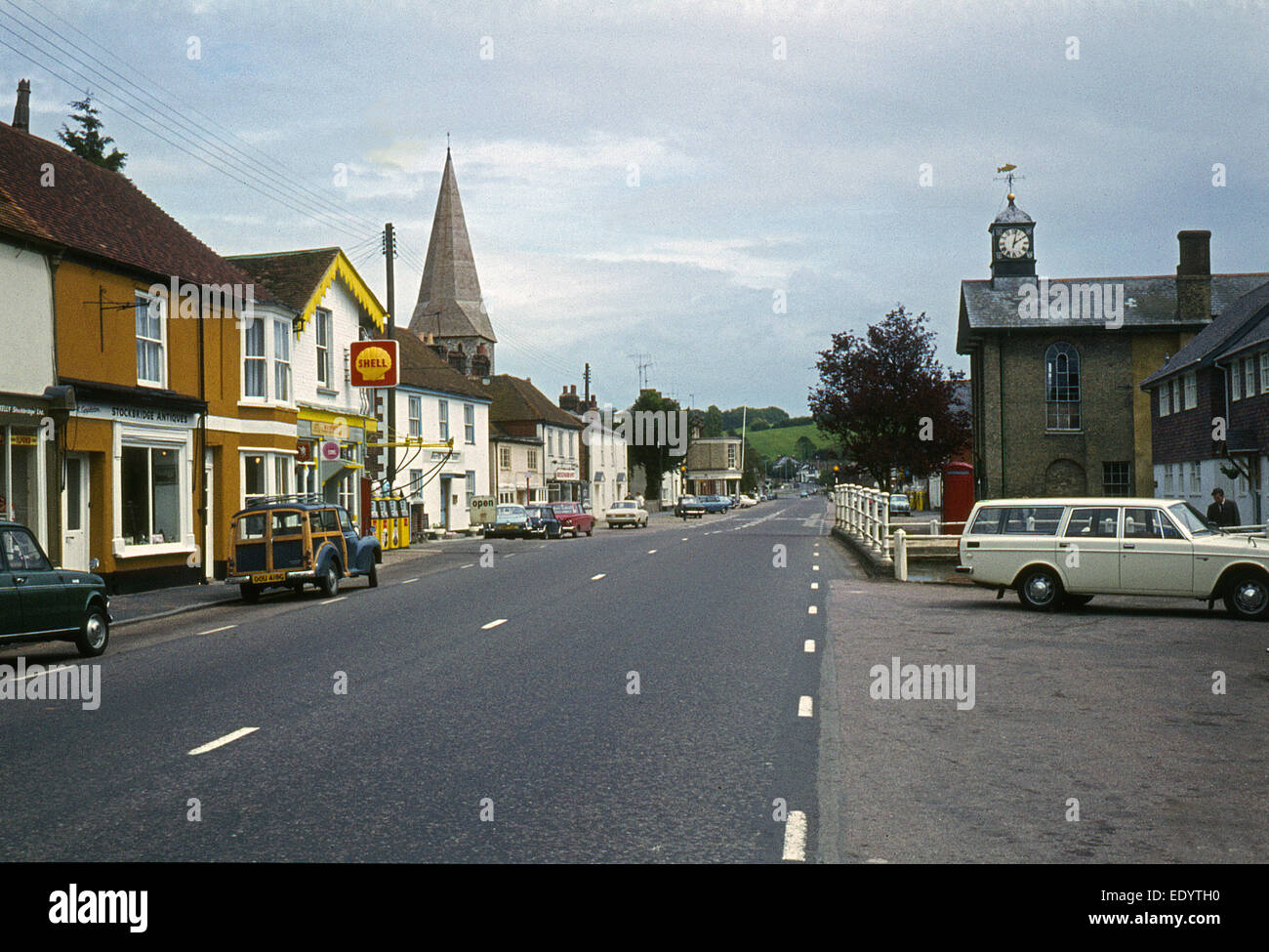 Stockbridge High Street Hants Stock Photo - Alamy