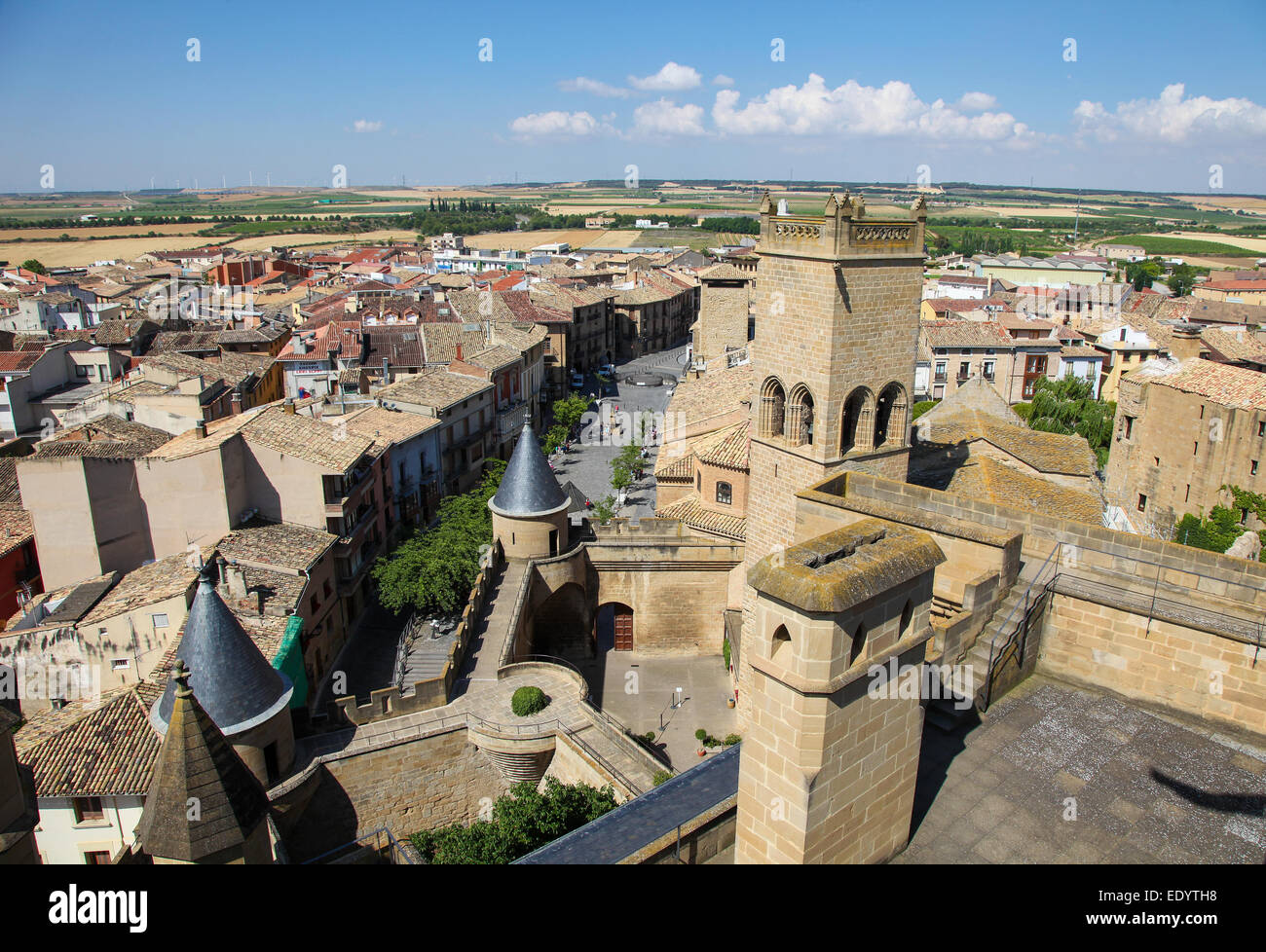 Palacio de los Reyes de Navarra de Olite ("Palace of the Kings of ...