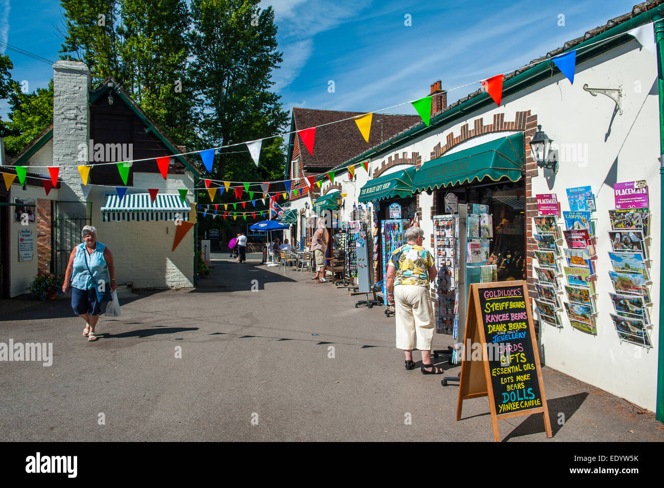 Burley village in the New Forest Stock Photo - Alamy