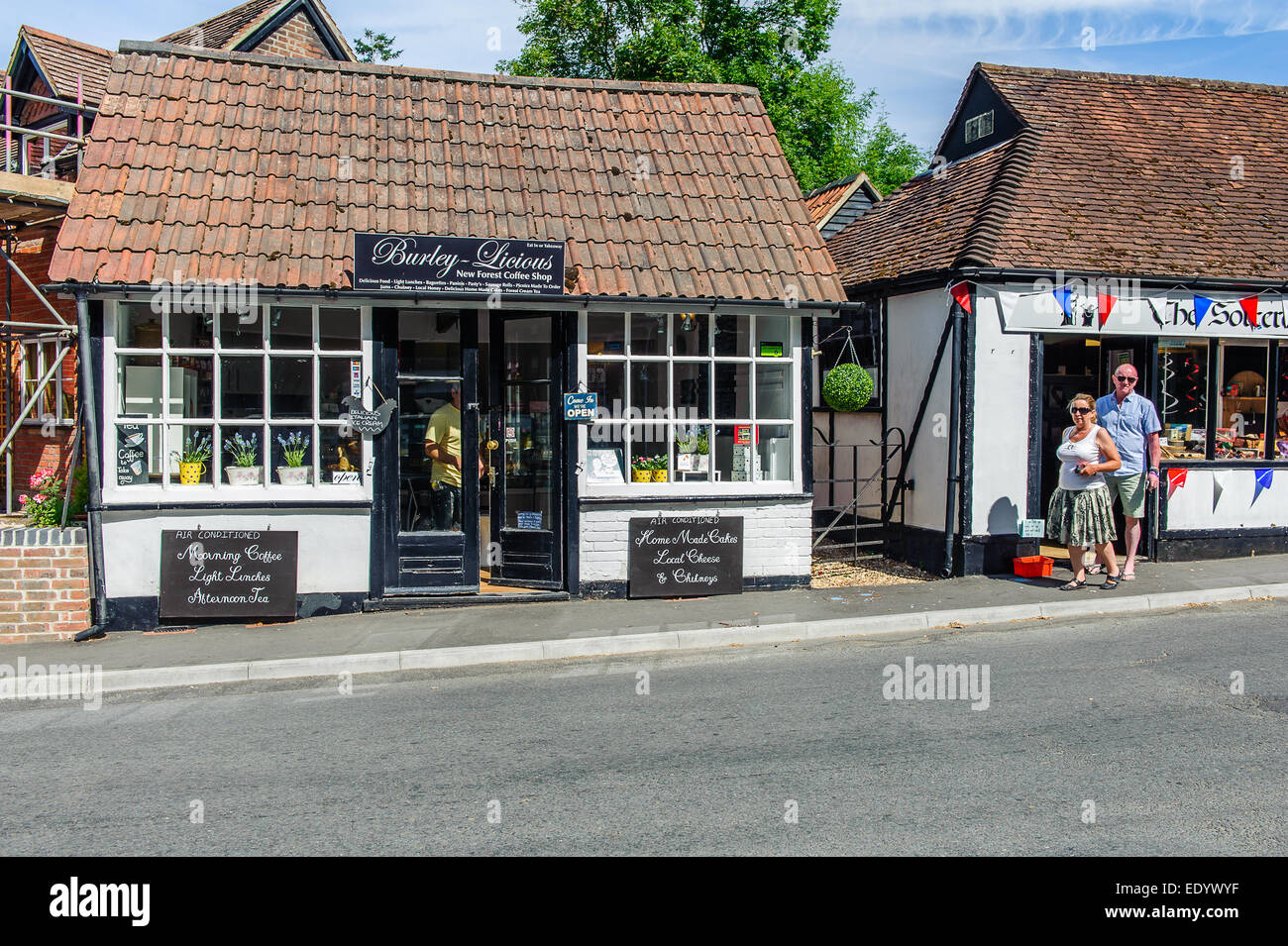 Burley village in the New Forest Stock Photo - Alamy
