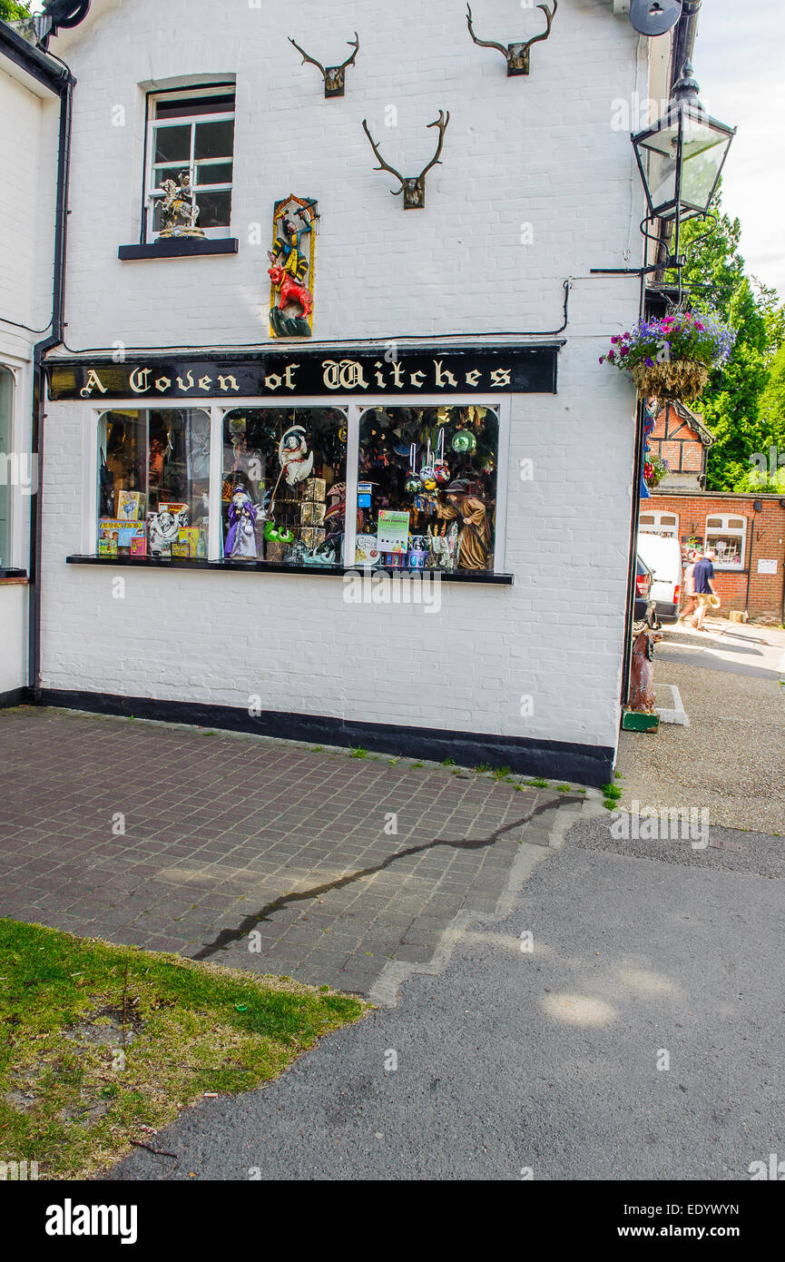 Burley village in the New Forest Stock Photo - Alamy
