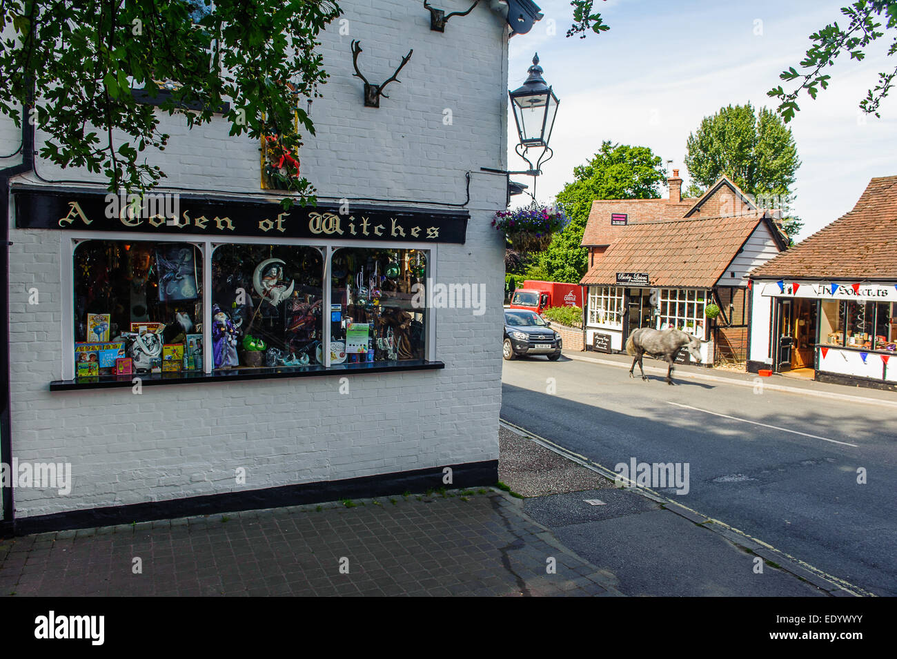 Burley hampshire hi-res stock photography and images - Alamy