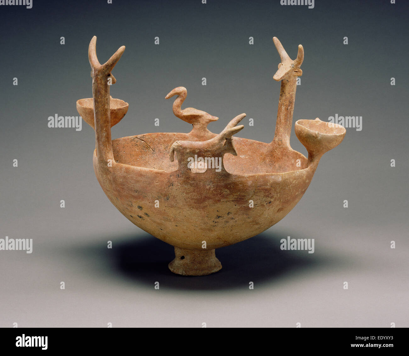 Red figures hi-res stock photography and images - Alamy