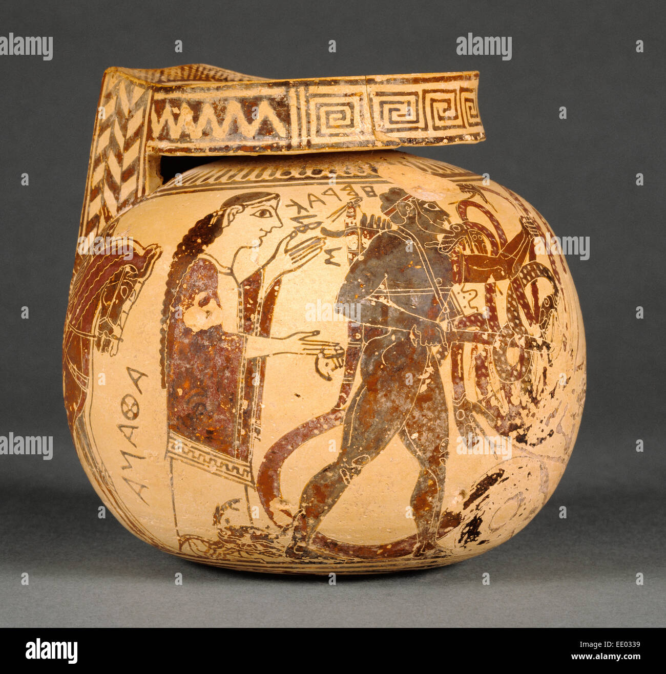 Corinthian aryballos corinth hi-res stock photography and images - Alamy