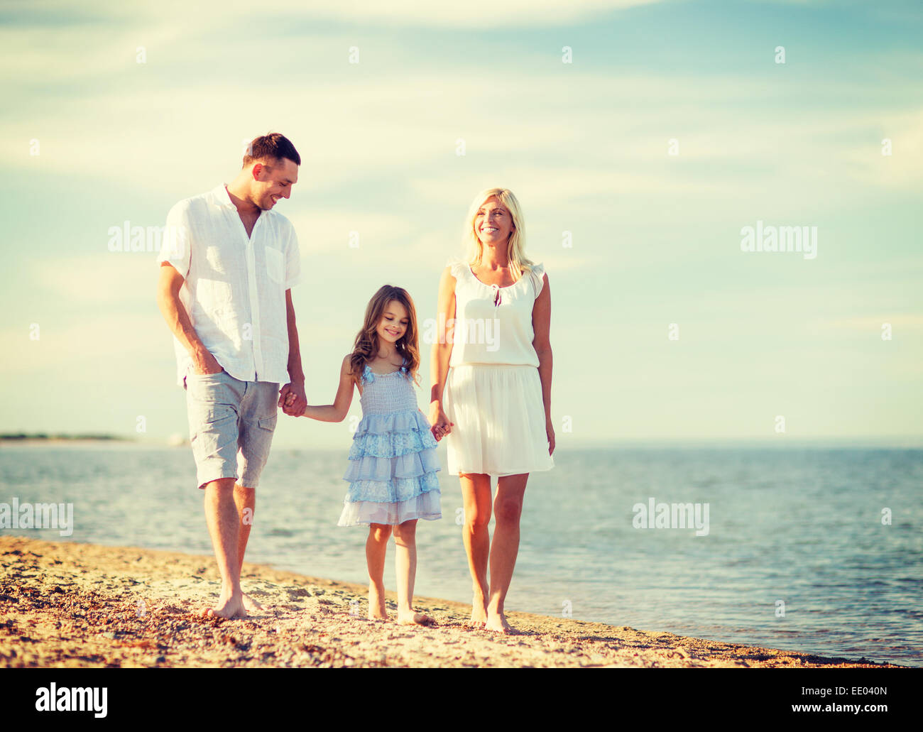 happy family at the seaside Stock Photo - Alamy