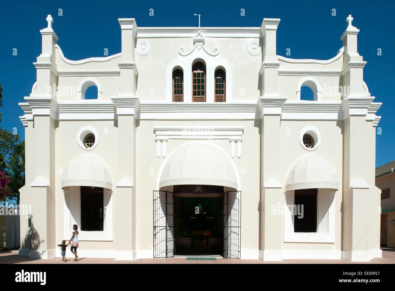 Dominikanische Republik, Cibao, La Vega, Santo Cerro, Wallfahrtskirche ...