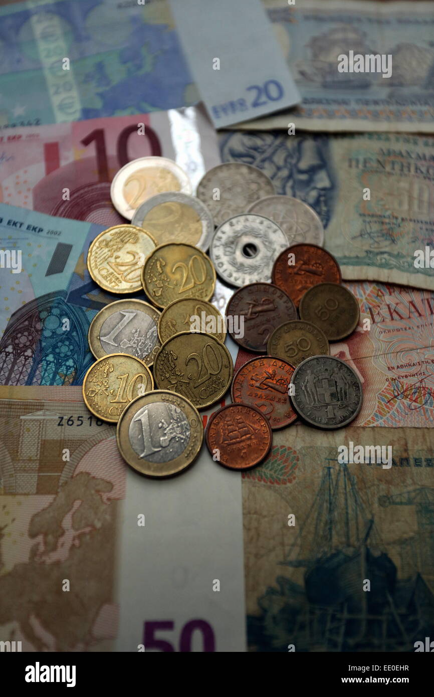 Mixture of coins and notes hi-res stock photography and images - Alamy