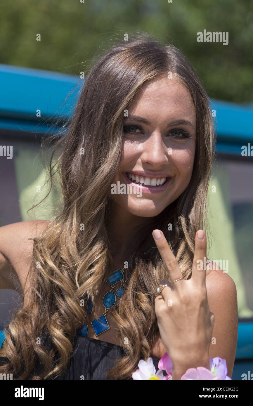 Alena Horn's Instagram, Twitter & Facebook on IDCrawl