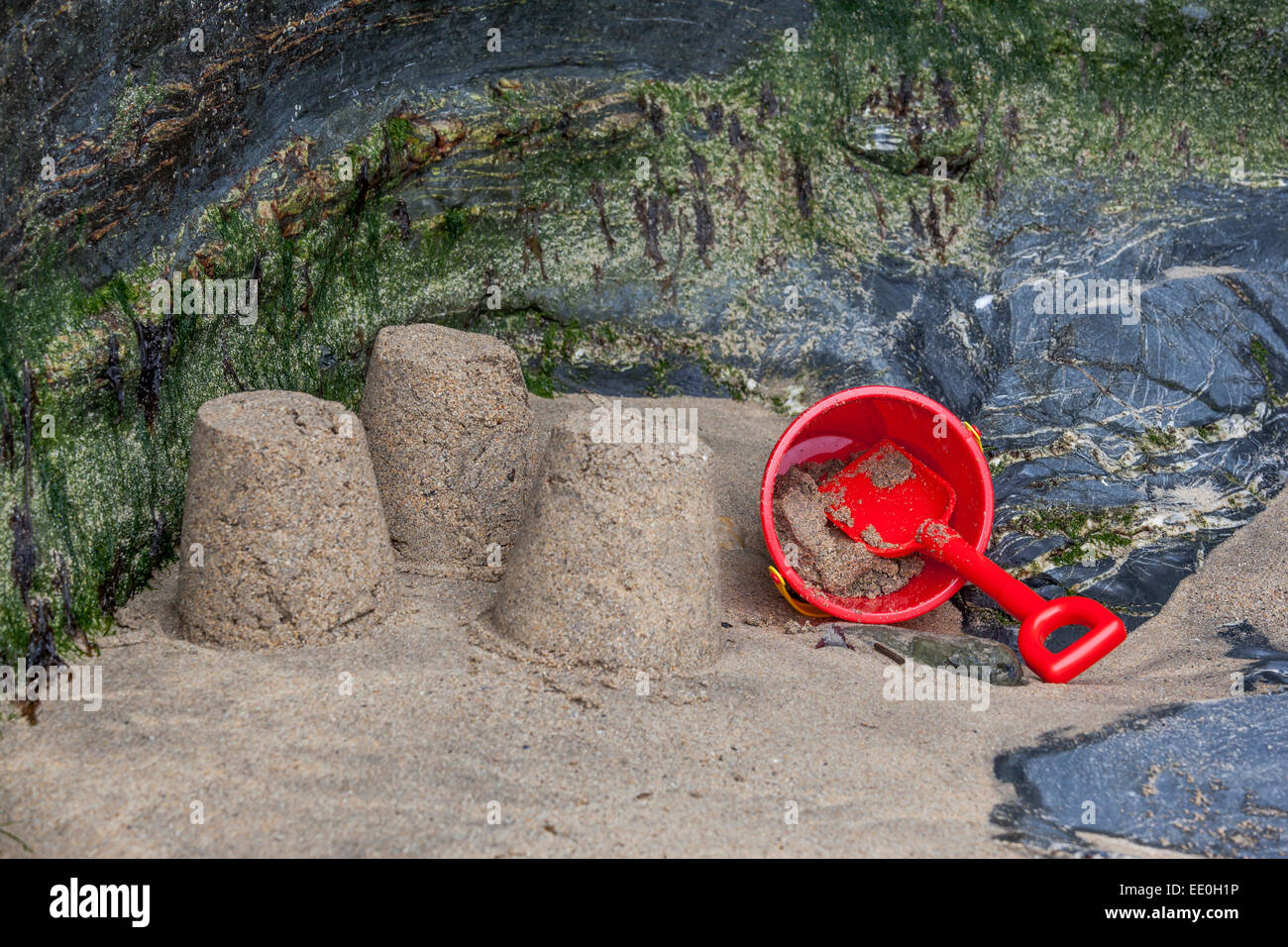 Bucket and spade Stock Photo - Alamy