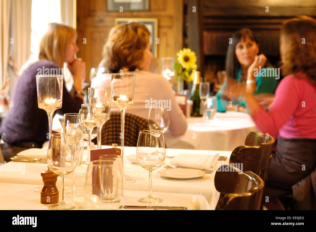 Pub dining room Stock Photo - Alamy