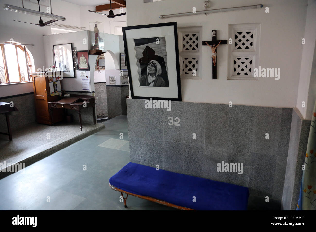 India kolkata nirmal hriday hi-res stock photography and images - Alamy