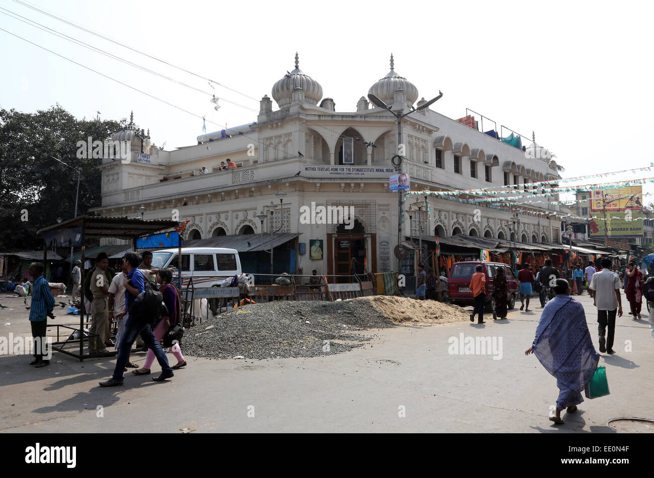 India kolkata calcutta nirmal hriday hi-res stock photography and ...
