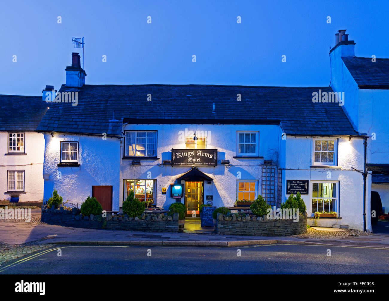 The kings arms hotel hi-res stock photography and images - Alamy