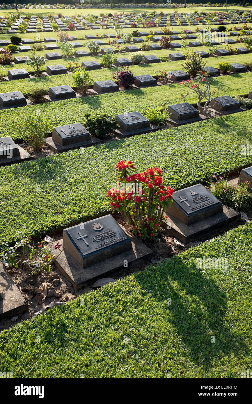 War Cemetery in Kanchanaburi Stock Photo - Alamy