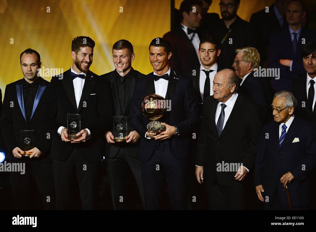 Ronaldo portugal trophy hi-res stock photography and images - Alamy