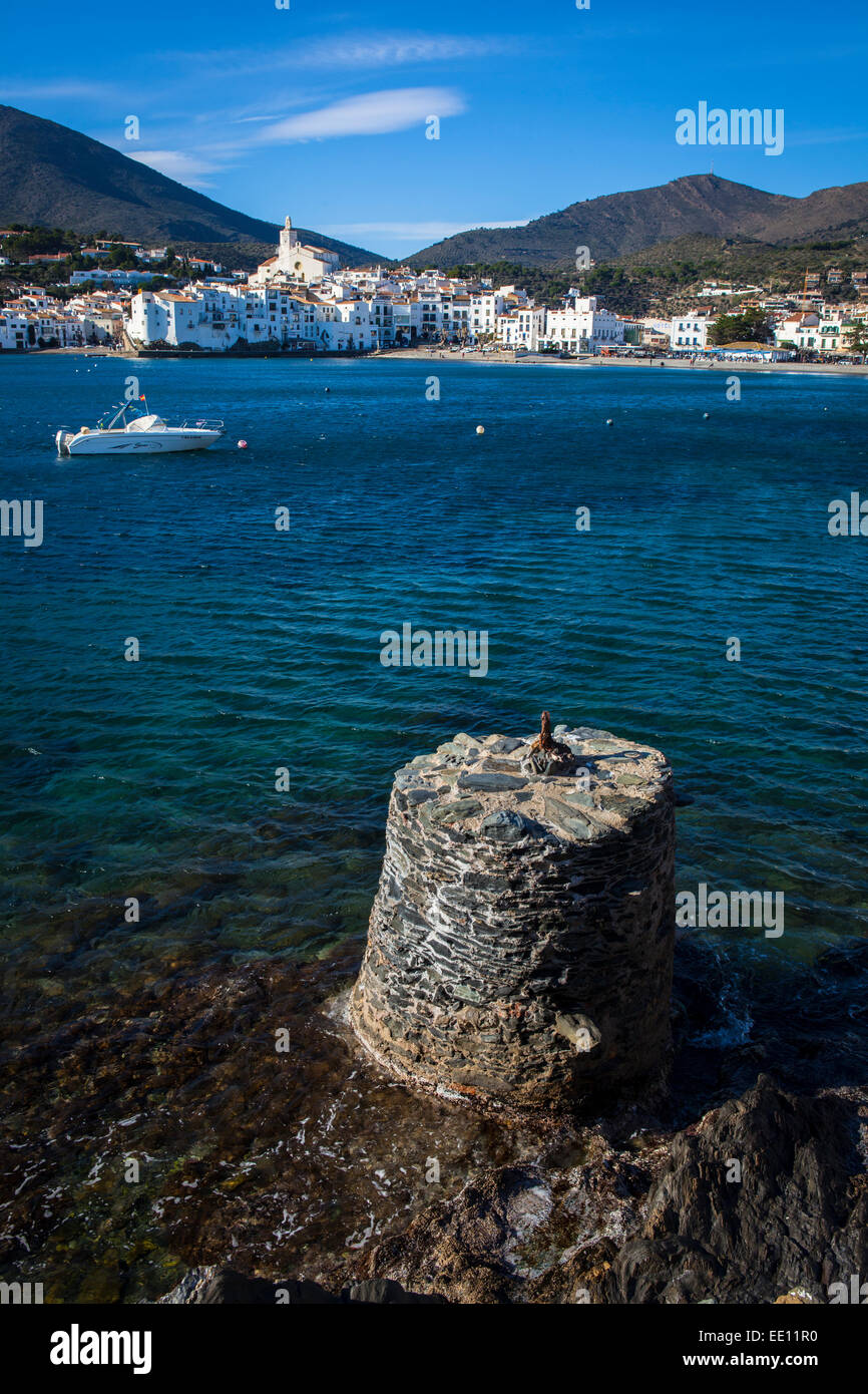 Cadaques beach hi-res stock photography and images - Alamy