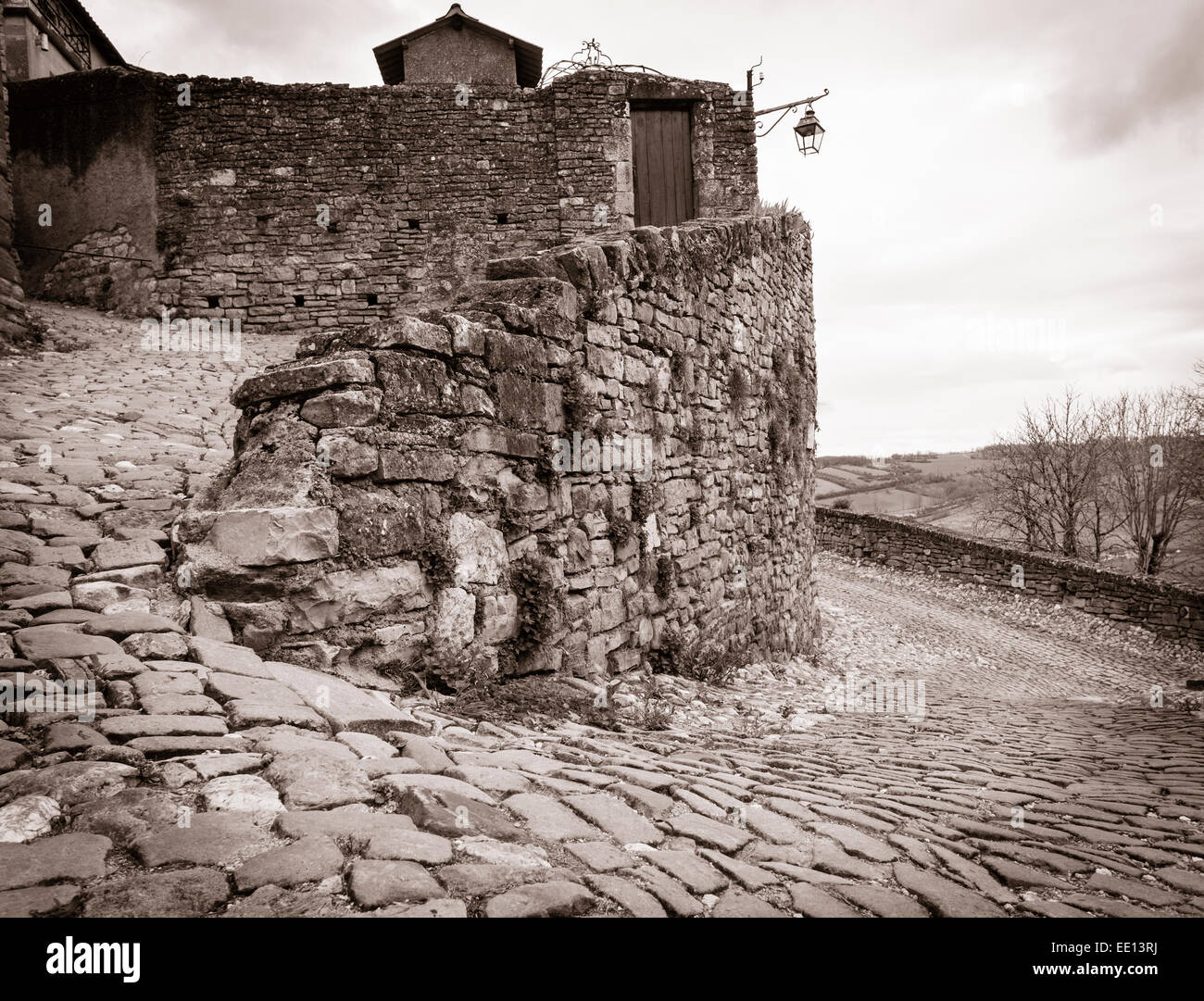 Cobbled lane slope hi-res stock photography and images - Alamy