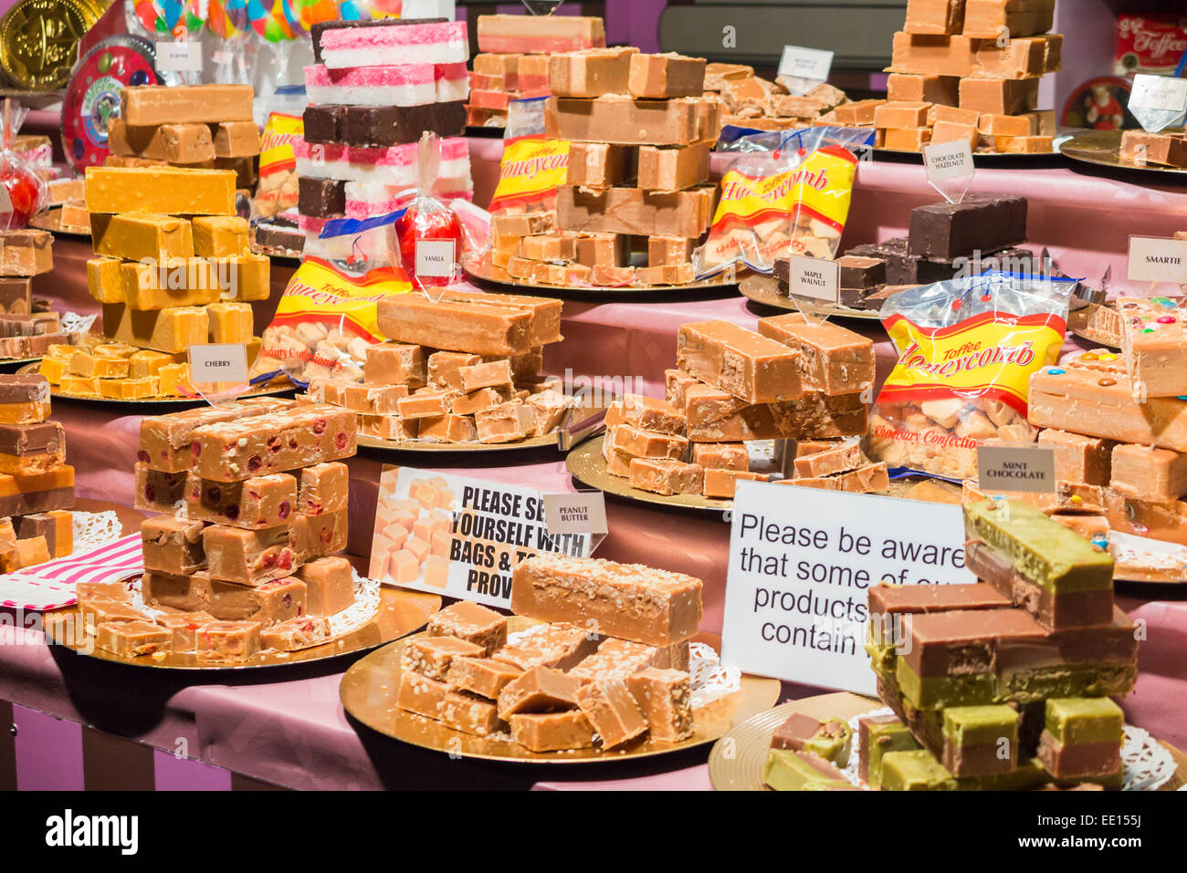 London fudge stall shop hi-res stock photography and images - Alamy
