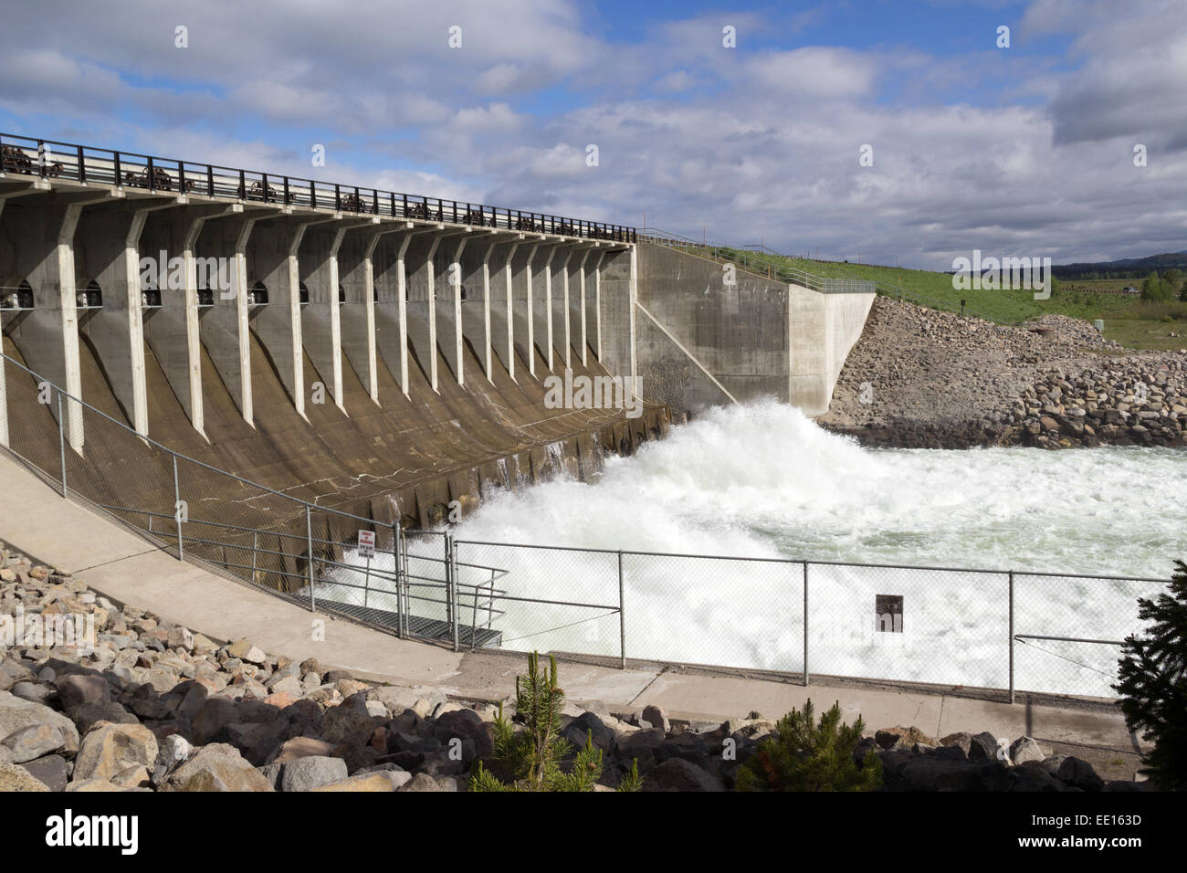 Jackson lake dam hi-res stock photography and images - Alamy