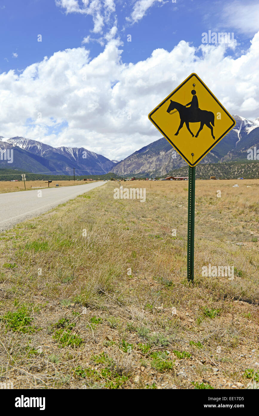 Belmont race track sign hi-res stock photography and images - Alamy