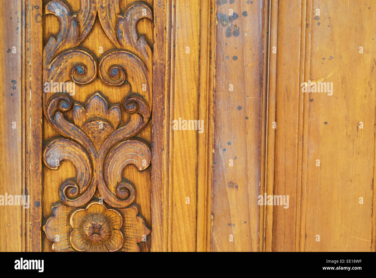Thai pattern carved wood texture Stock Photo - Alamy
