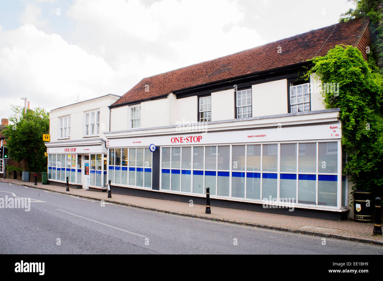 One stop shop hi-res stock photography and images - Alamy