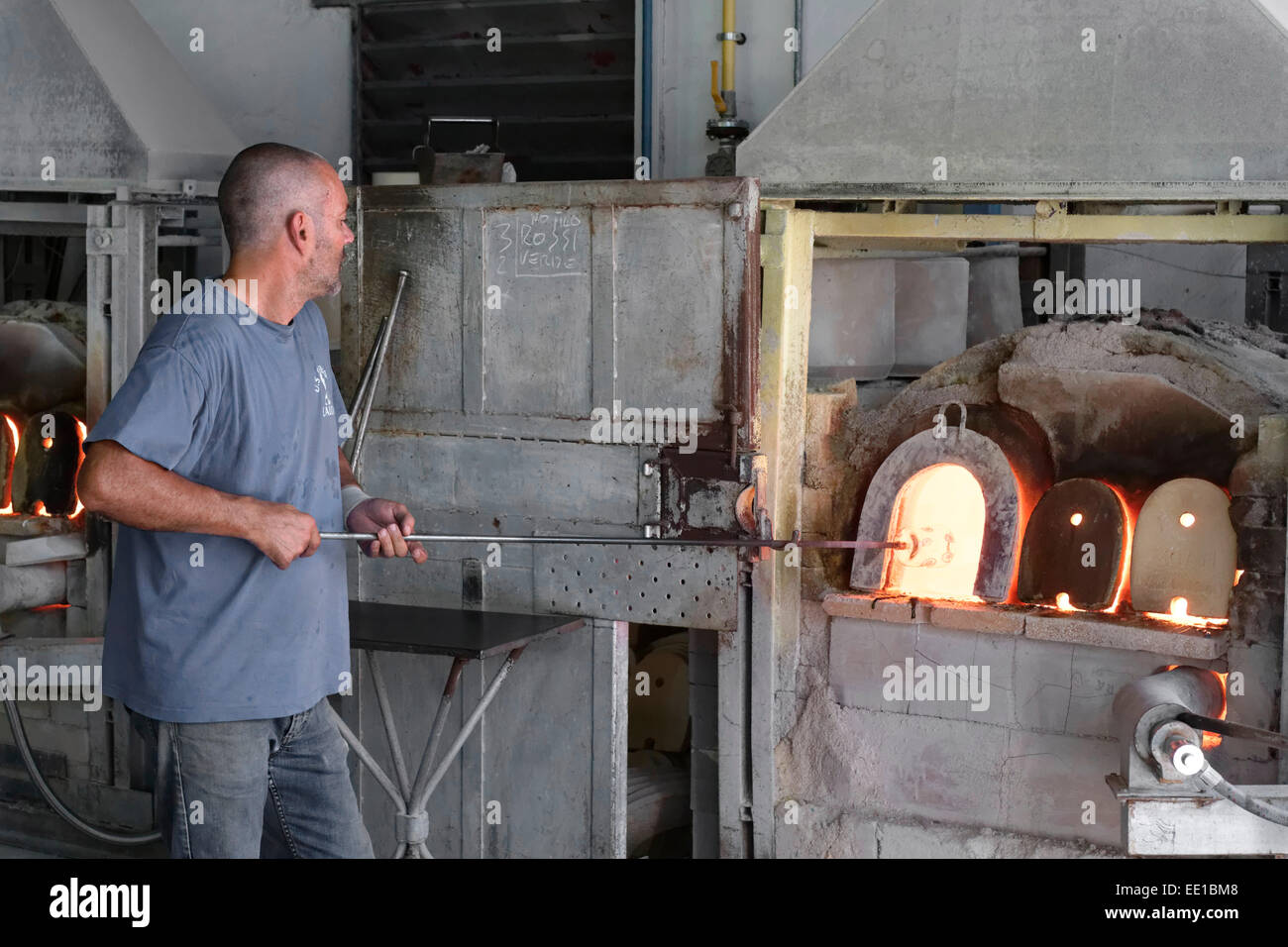 Mario Panciera, glassblower maestro, Pino Signoretto glassmaster studio ...