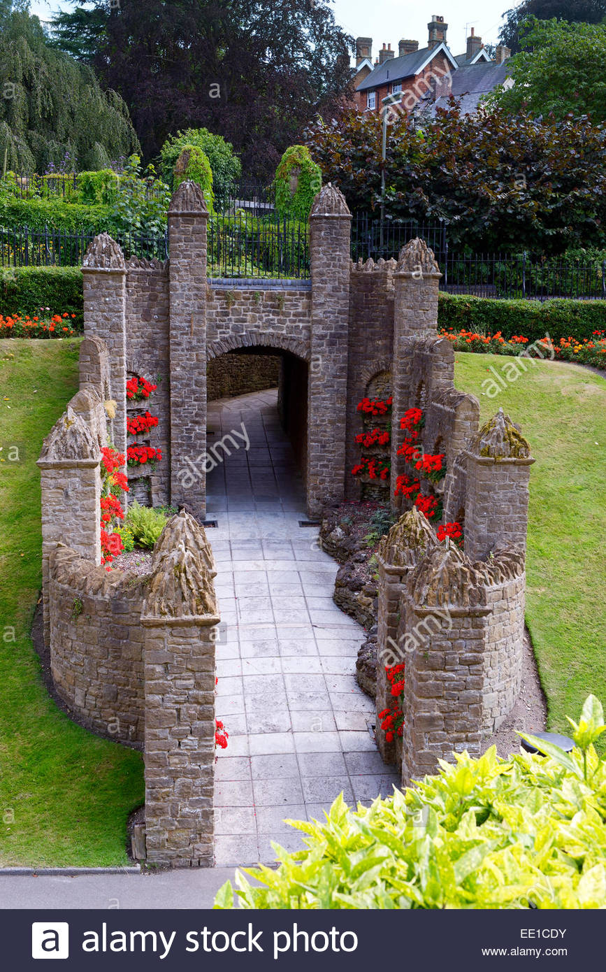 Folly Castle High Resolution Stock Photography and Images - Alamy