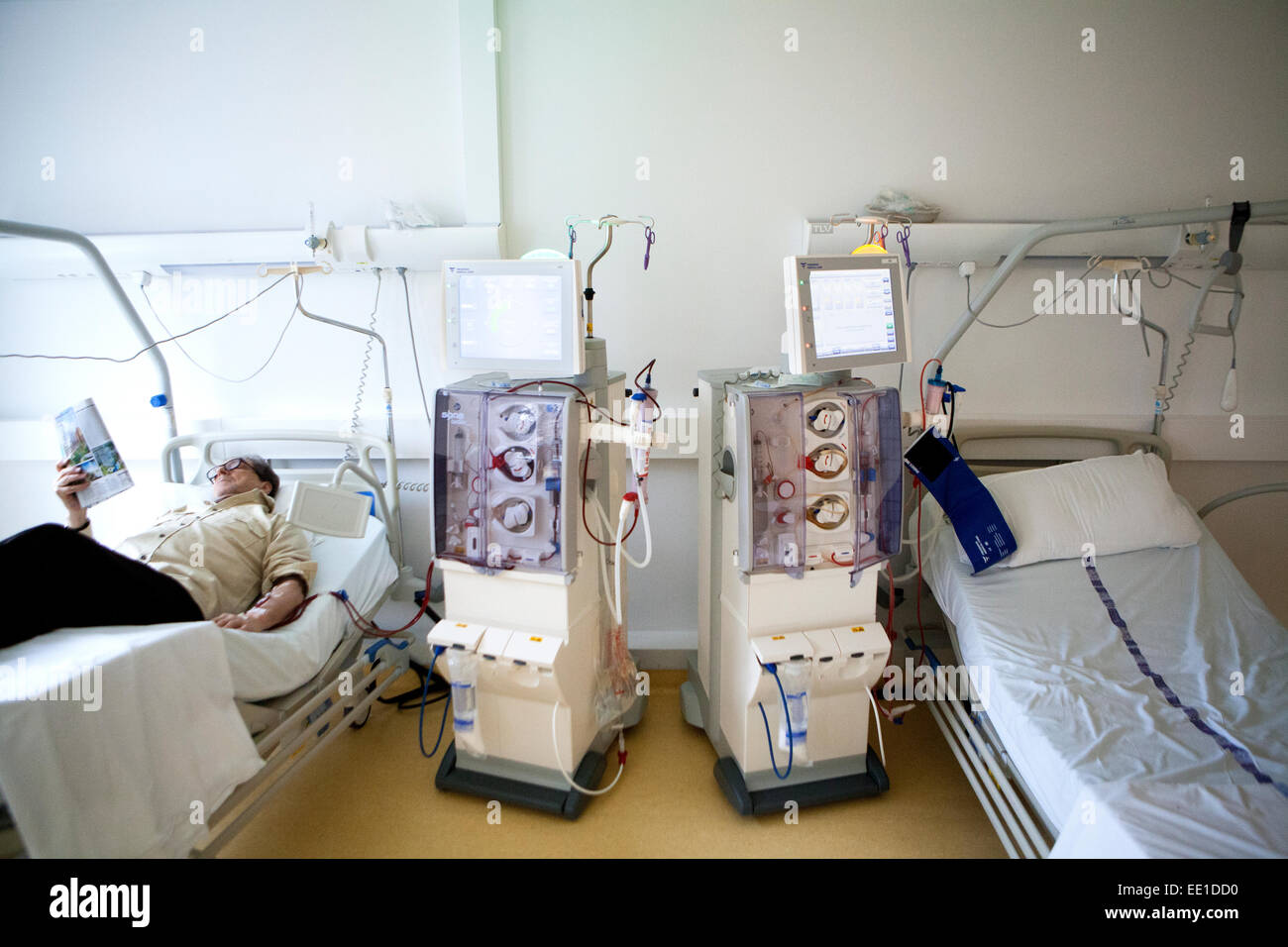 Hemodialysis vascular hi-res stock photography and images - Alamy