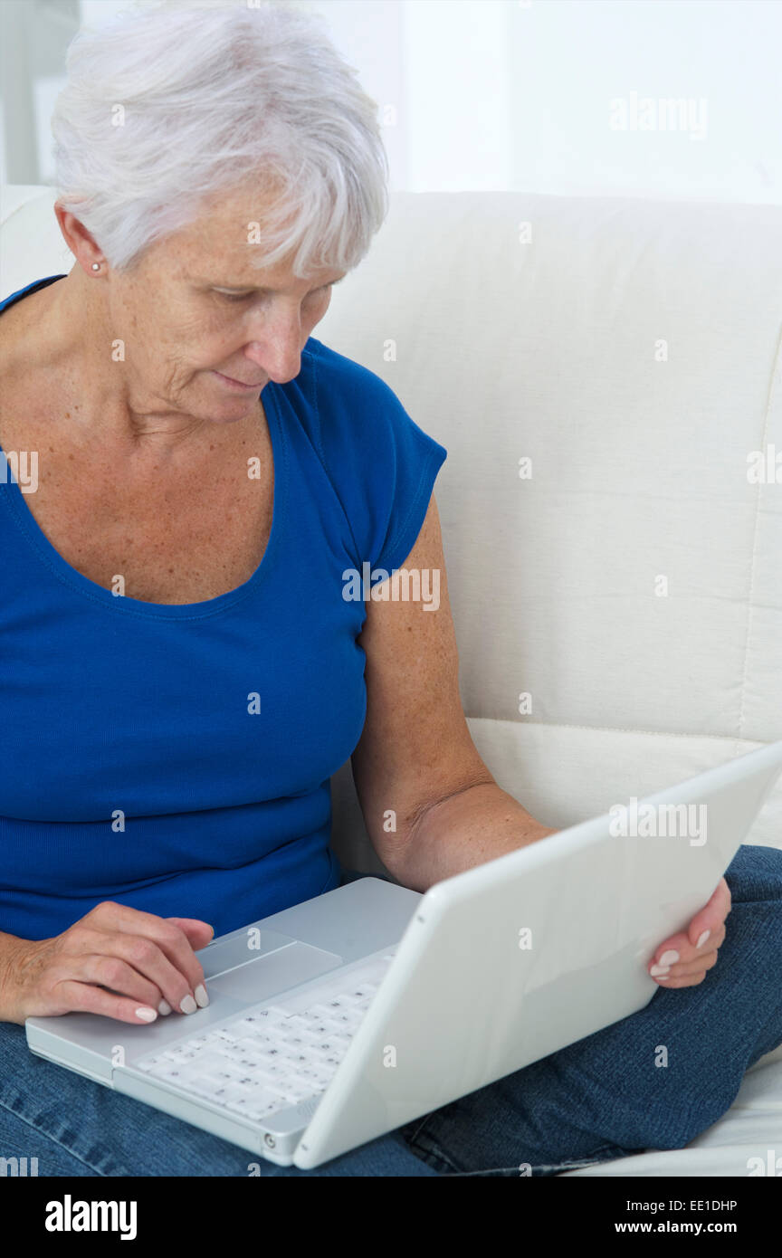 ELDERLY PERSON, COMPUTER Stock Photo - Alamy