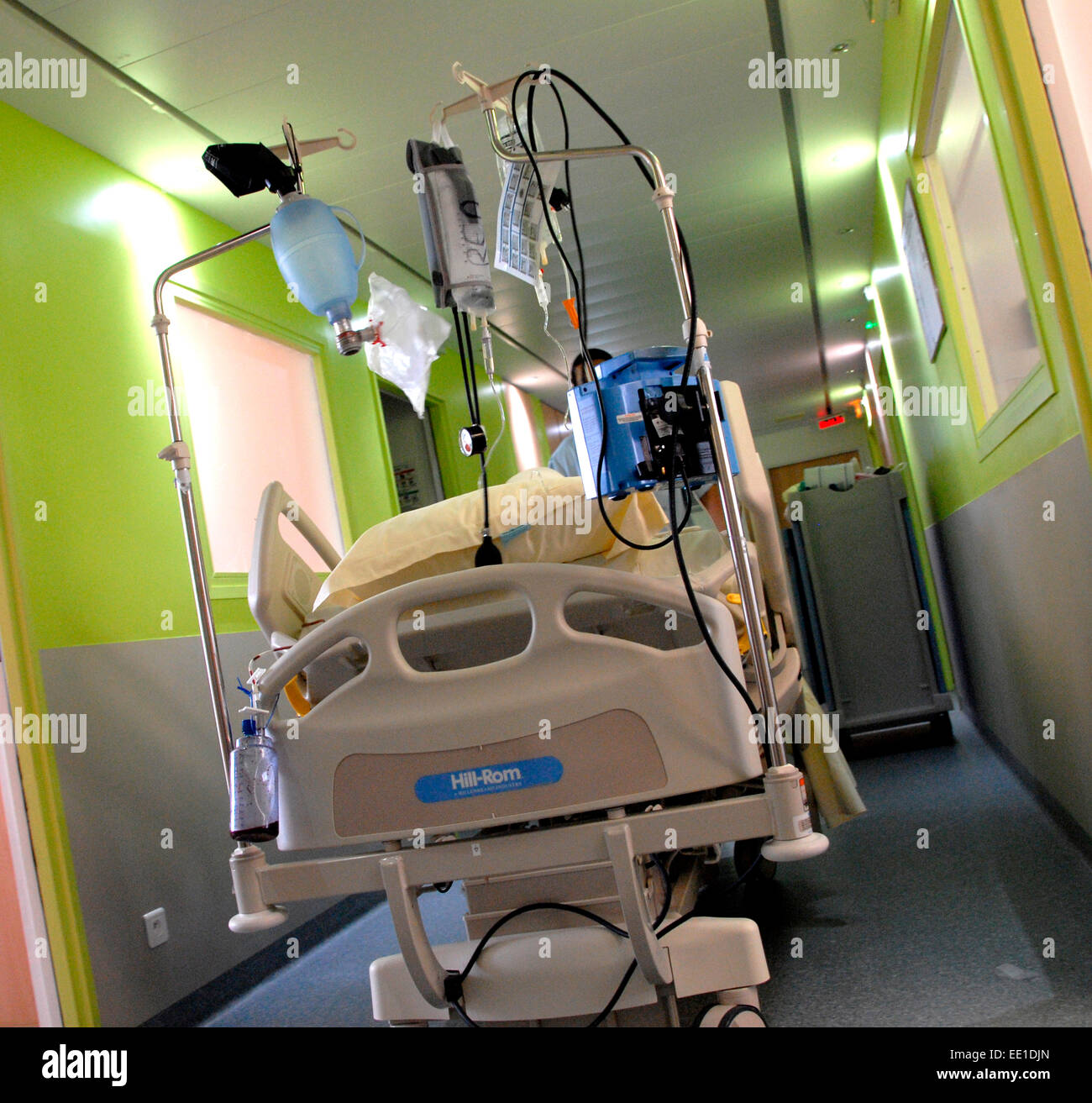 INTENSIVE CARE UNIT Stock Photo - Alamy