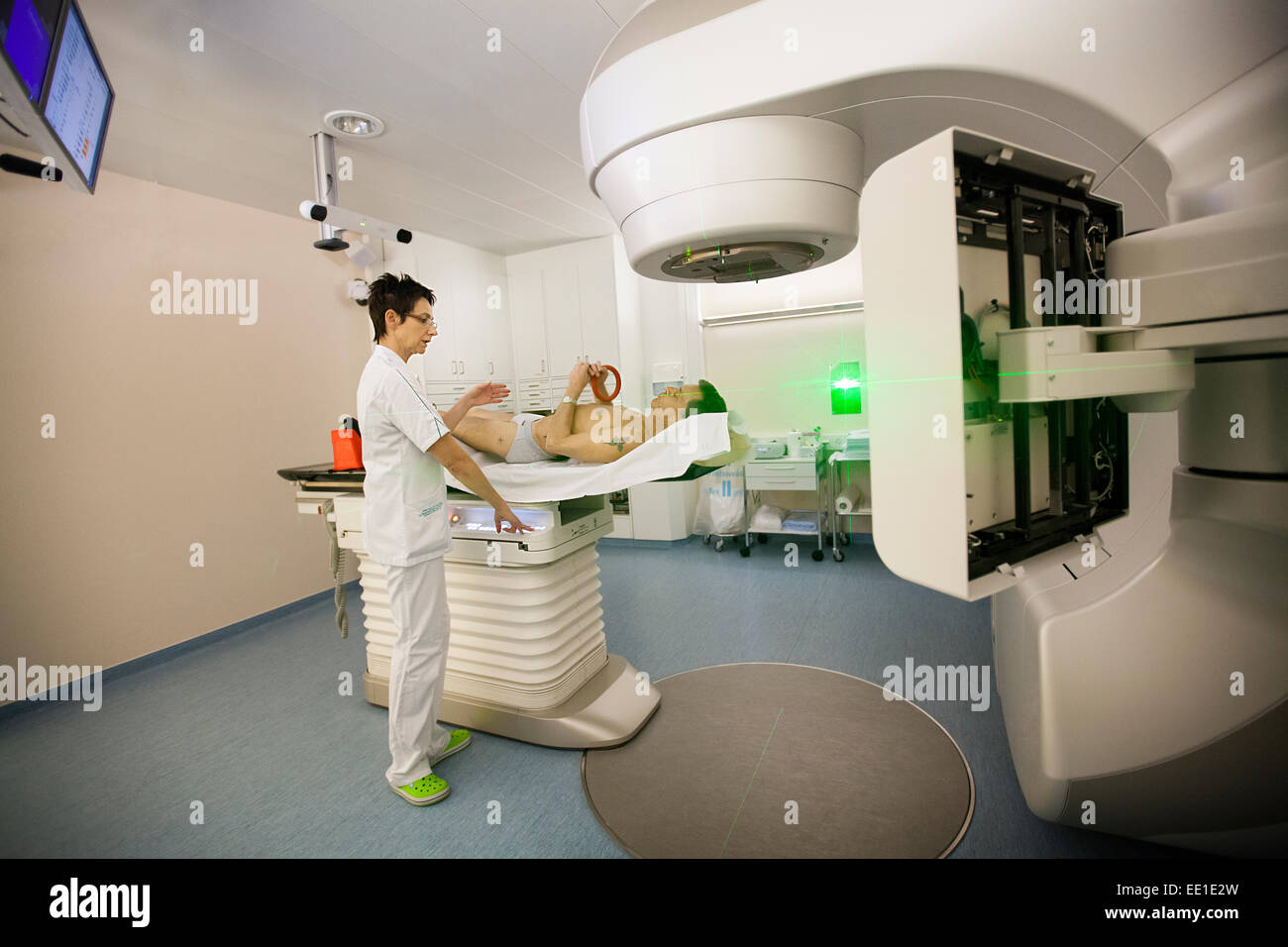 Intensity modulated radiation therapy hi-res stock photography and ...