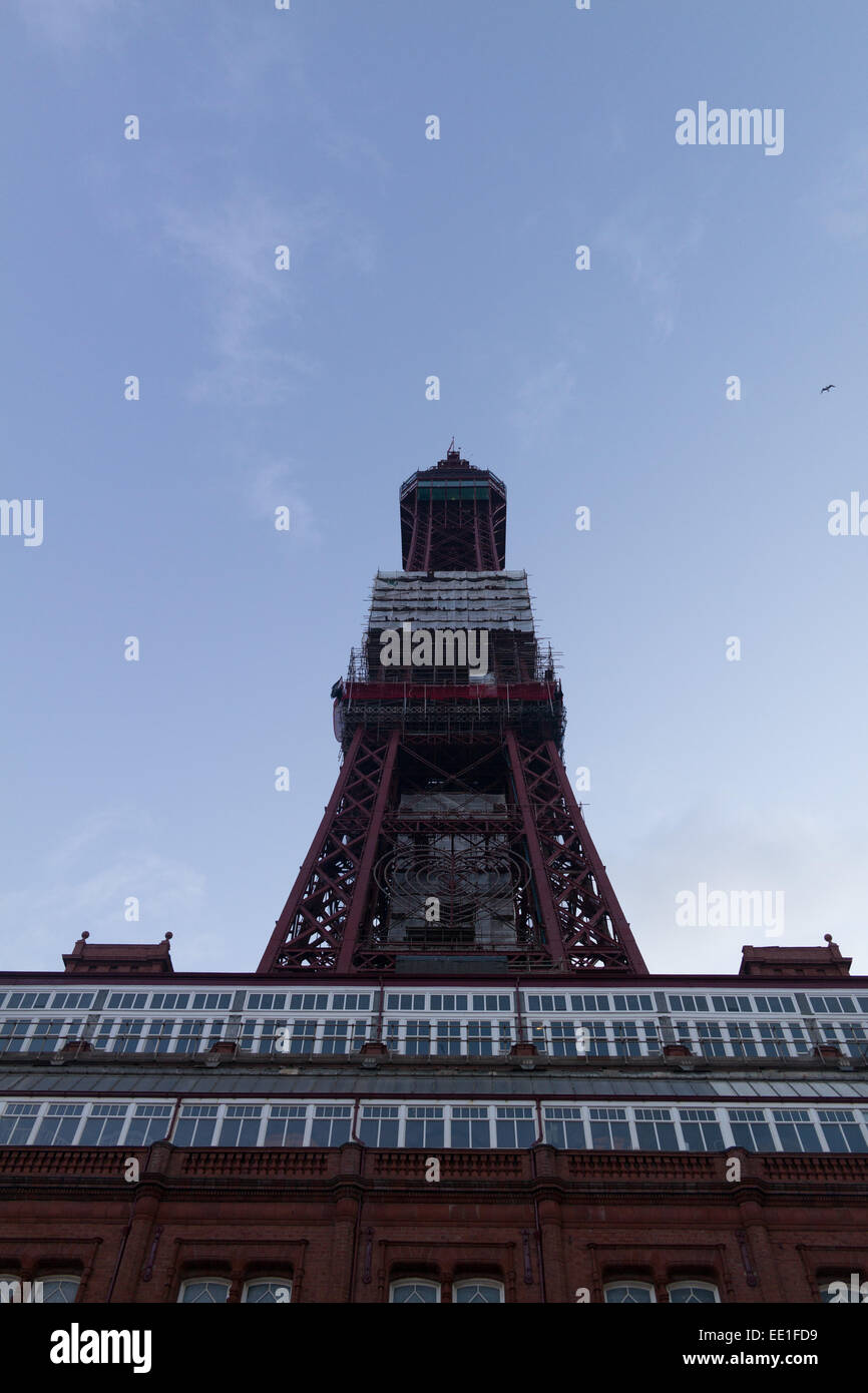 Blackpool tower with scaffold hi-res stock photography and images - Alamy