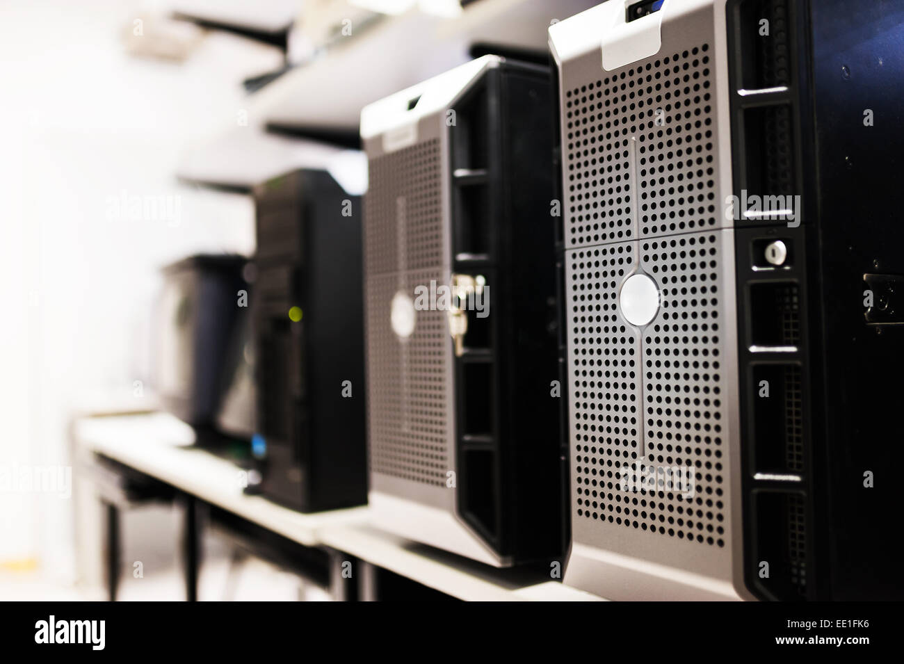 Data warehouse as a service hi-res stock photography and images - Alamy