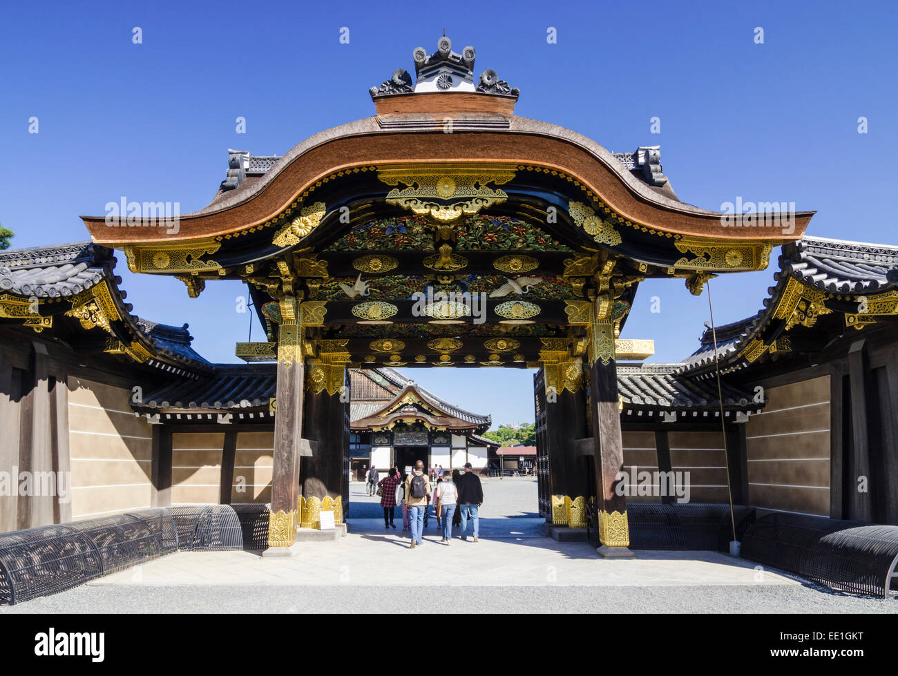 Tourists walking through the Karamon Gate, Nijo Castle, Kyoto, Kansai ...