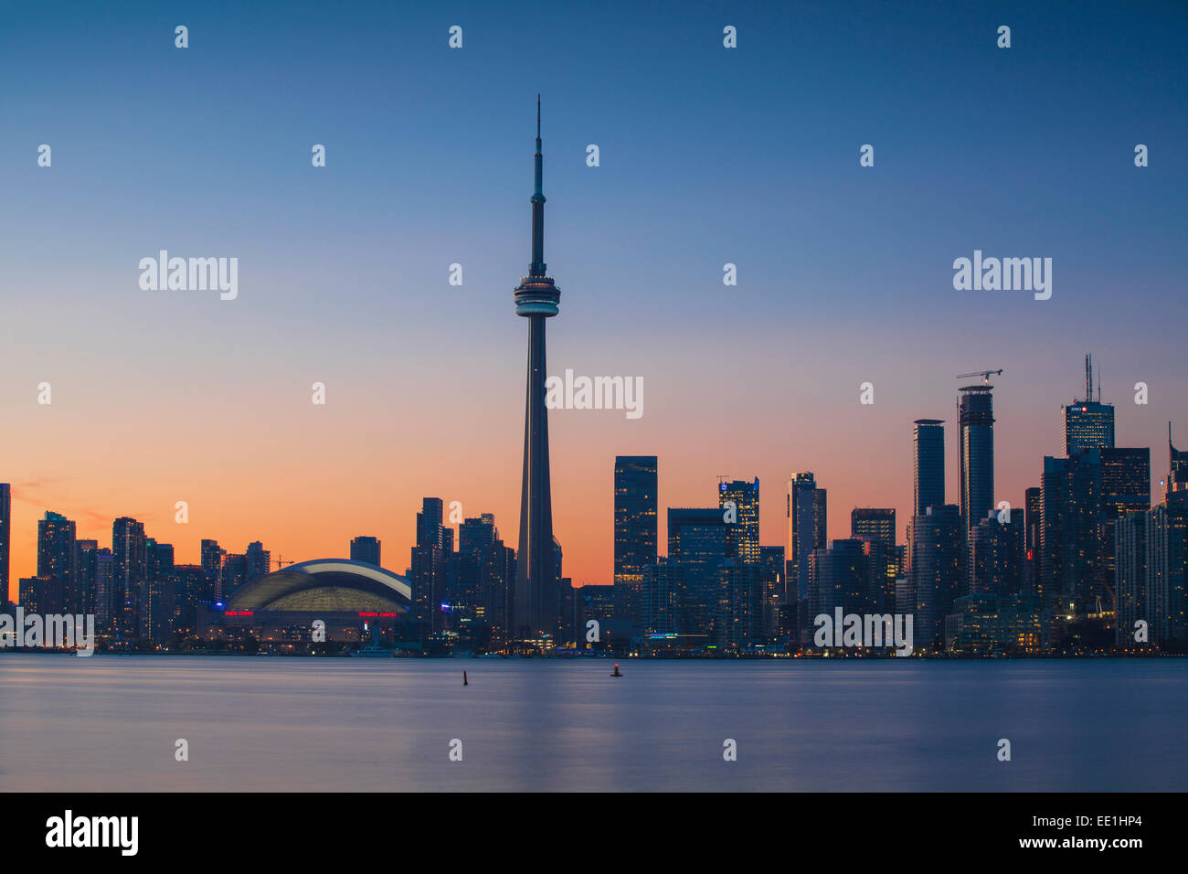 City usa skyline landmarks silhouette hi-res stock photography and ...