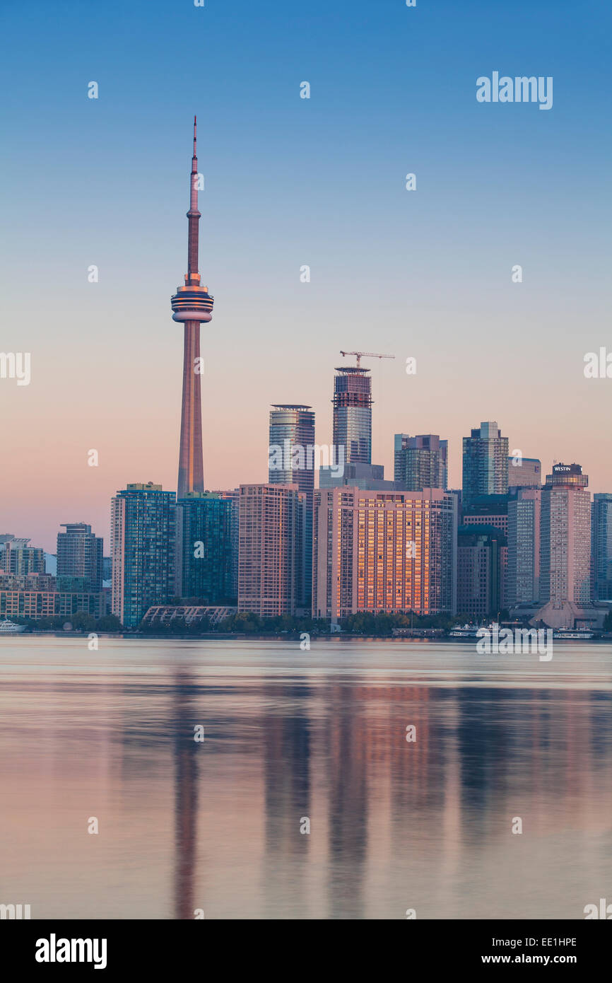 Toronto skyline view hi-res stock photography and images - Alamy