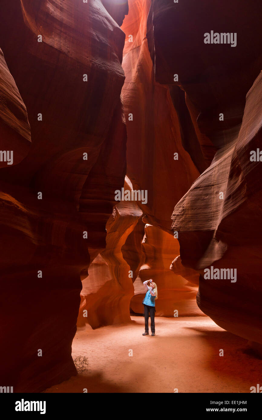 Upper Antelope Canyon, Tse' bighanilini, LeChee Chapter, Navajo Nation ...