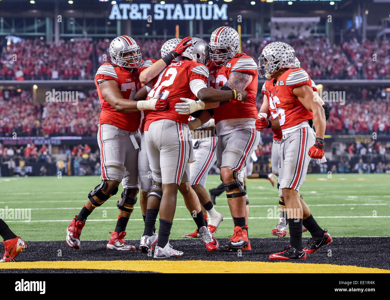 Arlington, Texas, USA. 12th Jan, 2015. Ohio State Buckeyes offensive ...