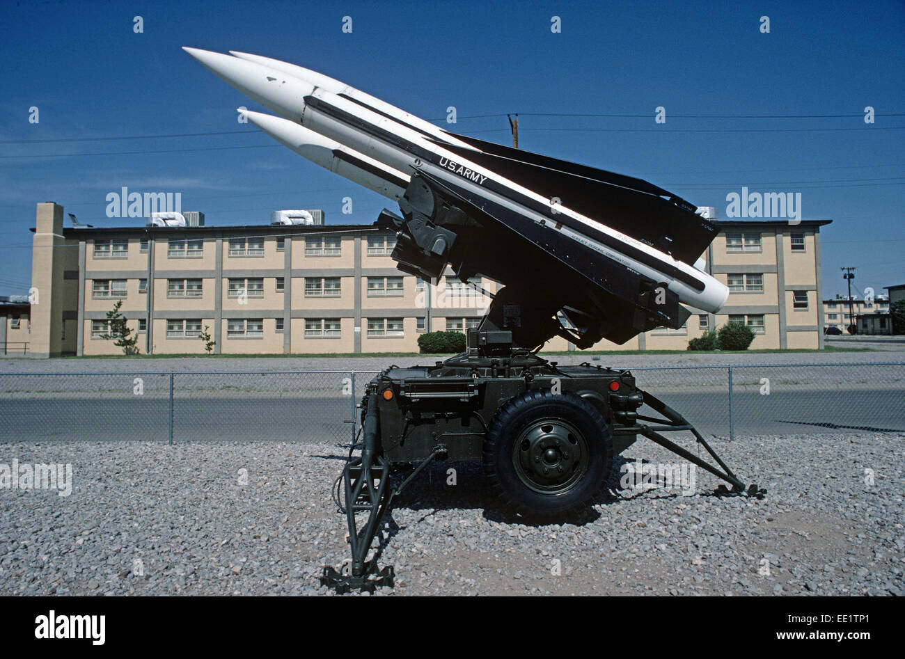 SURFACE-TO-AIR-MEDIUM RANGE HAWK MISSILE, FORT BLISS, UNITED STATES ...